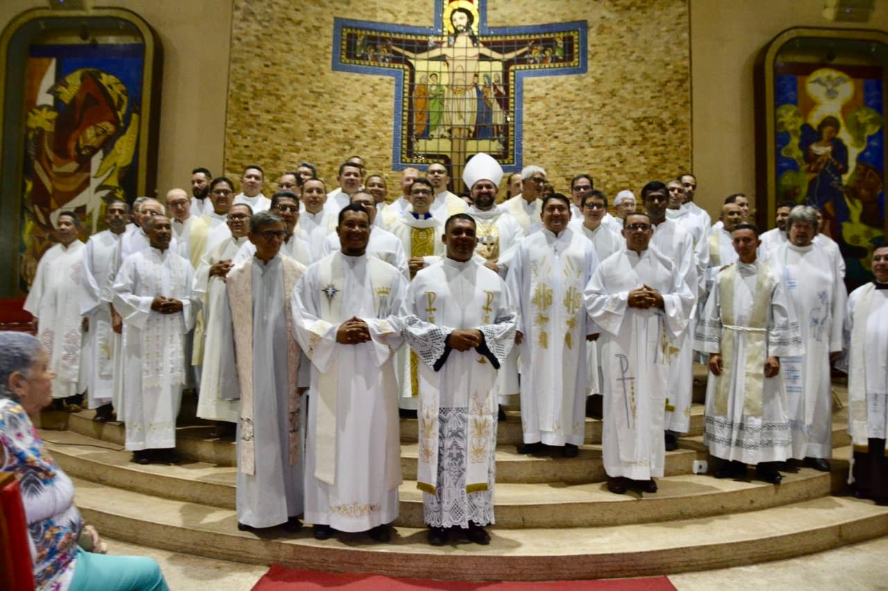 Secretario del Sínodo y Prefecto de la Congregación animan al clero a ...